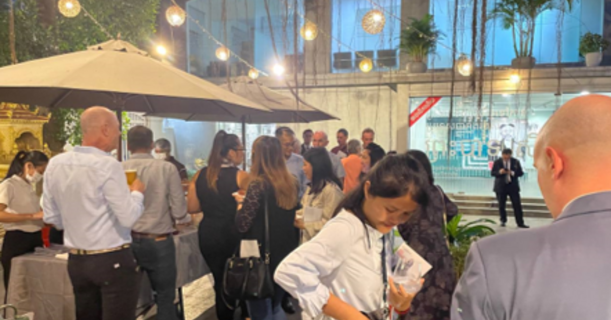 [ Back to ] CCIFC x SOSORO | CCI France Cambodge